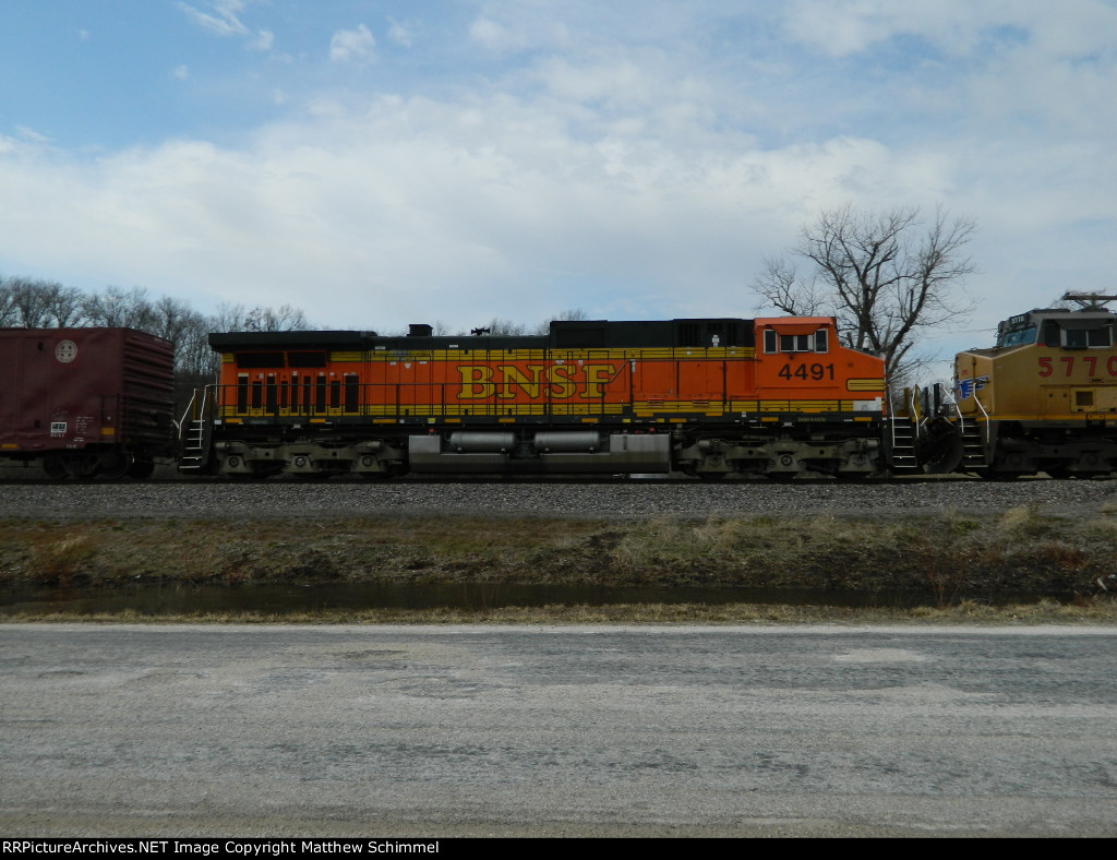 BNSF 4491